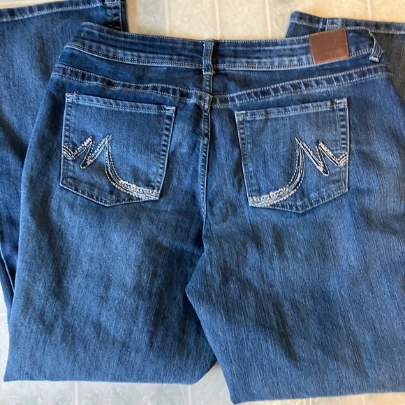 Maurices | Jeans | Maurices M Jeans Blue White Stitching Back Pocket ...